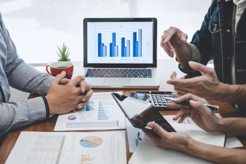 HOME - Standish Management