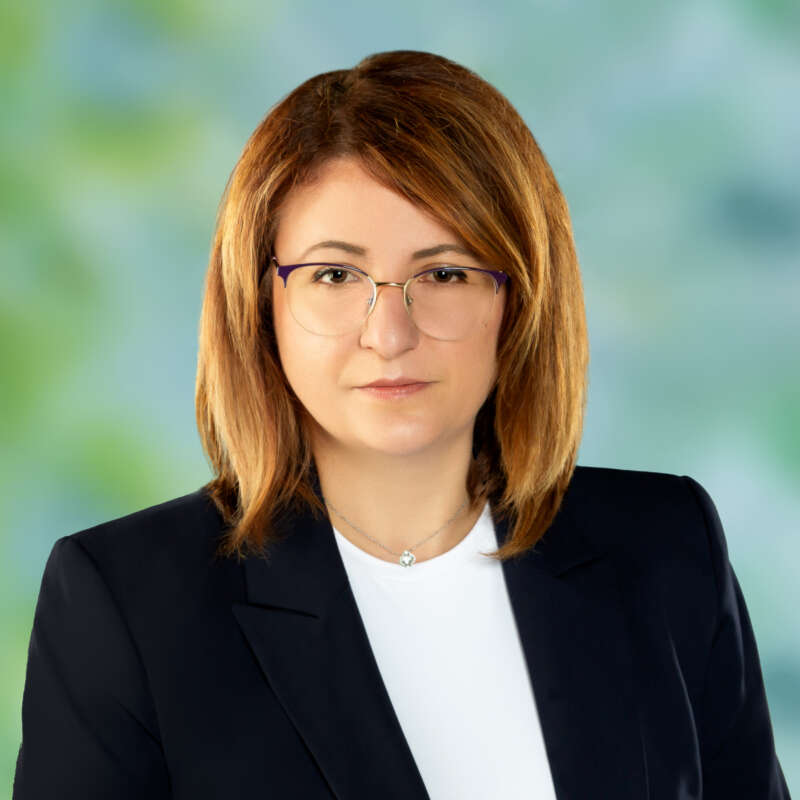 Valentina Cucchiaro - Standish Management